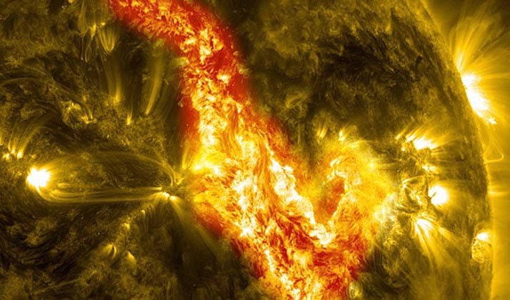 Tempestade Solar captada pela NASA atinge 322 mil km de distância ...