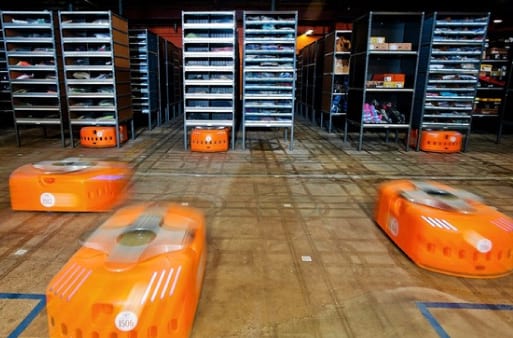 Amazon passa a contar com a ajuda de mais de 15 mil robôs em seus ...