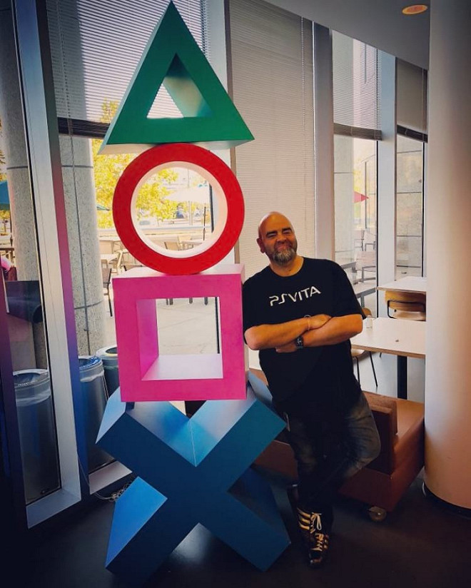 Gio Corsi, chefe da Sony Global Second Party Games, deixa a Playstation