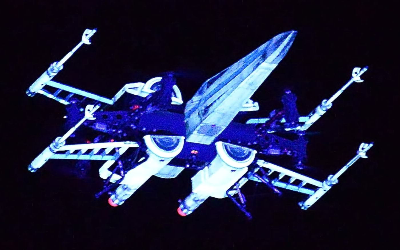 Star Wars ganha versão real da X-Wing graças à parceria entre Disney e ...
