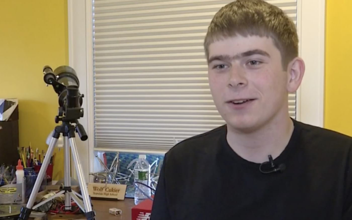 Estagiário da Nasa de 17 anos descobre planeta com dois sóis