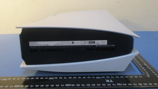 PS5 ganha fotos detalhadas em diversos ângulos mostrando sua dimensão