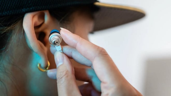 Logitech G333, conheça o primeiro in-ear voltado para jogos da marca