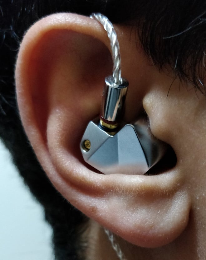 In-ears vs Earbuds: Qual deles é melhor para você?