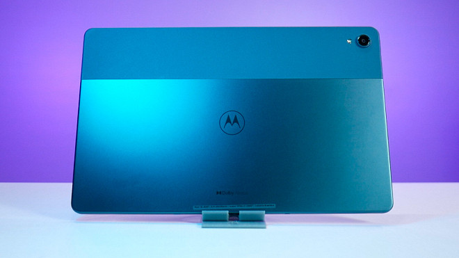 OFERTA! Tablet Moto G70 com bateria parruda e preço baixo na Amazon