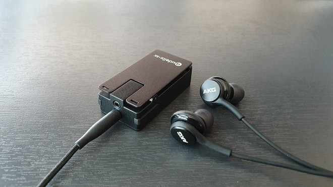 Qual é a melhor alternativa de áudio portátil? Dongles (DAC/amps USB ...