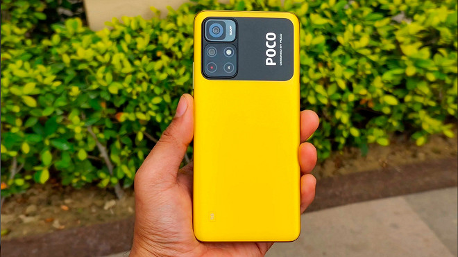 Toda a linha POCOPHONE já lançada (2018-2025) em ordem