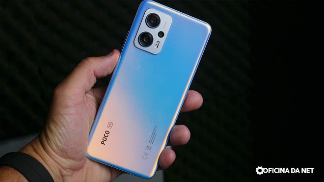 Toda a linha POCOPHONE já lançada (2018-2025) em ordem