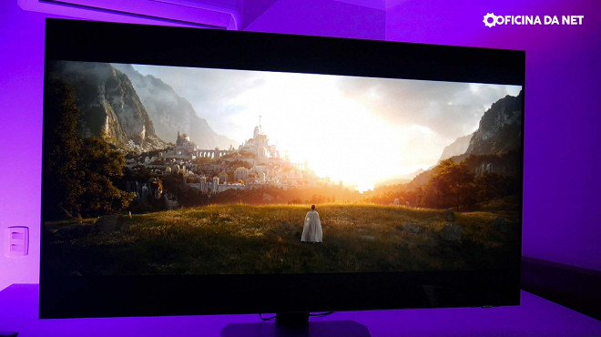 Samsung QN90C Review: Vale a pena Mini LED topo de linha?