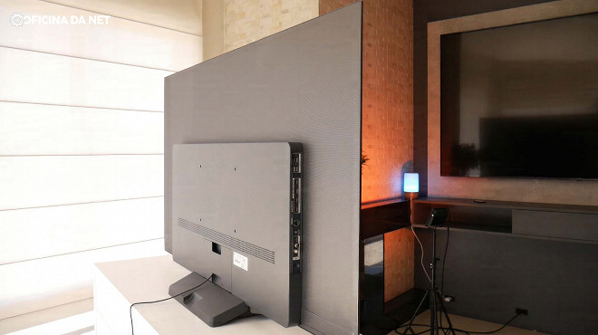 LG C3 vs Toshiba X9900LS: Vale arriscar na Smart TV OLED mais barata?