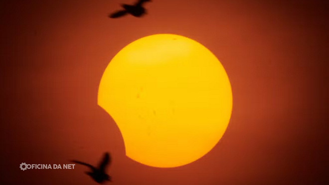 Eclipse solar anular: veja fotos do fenômeno desta quarta-feira